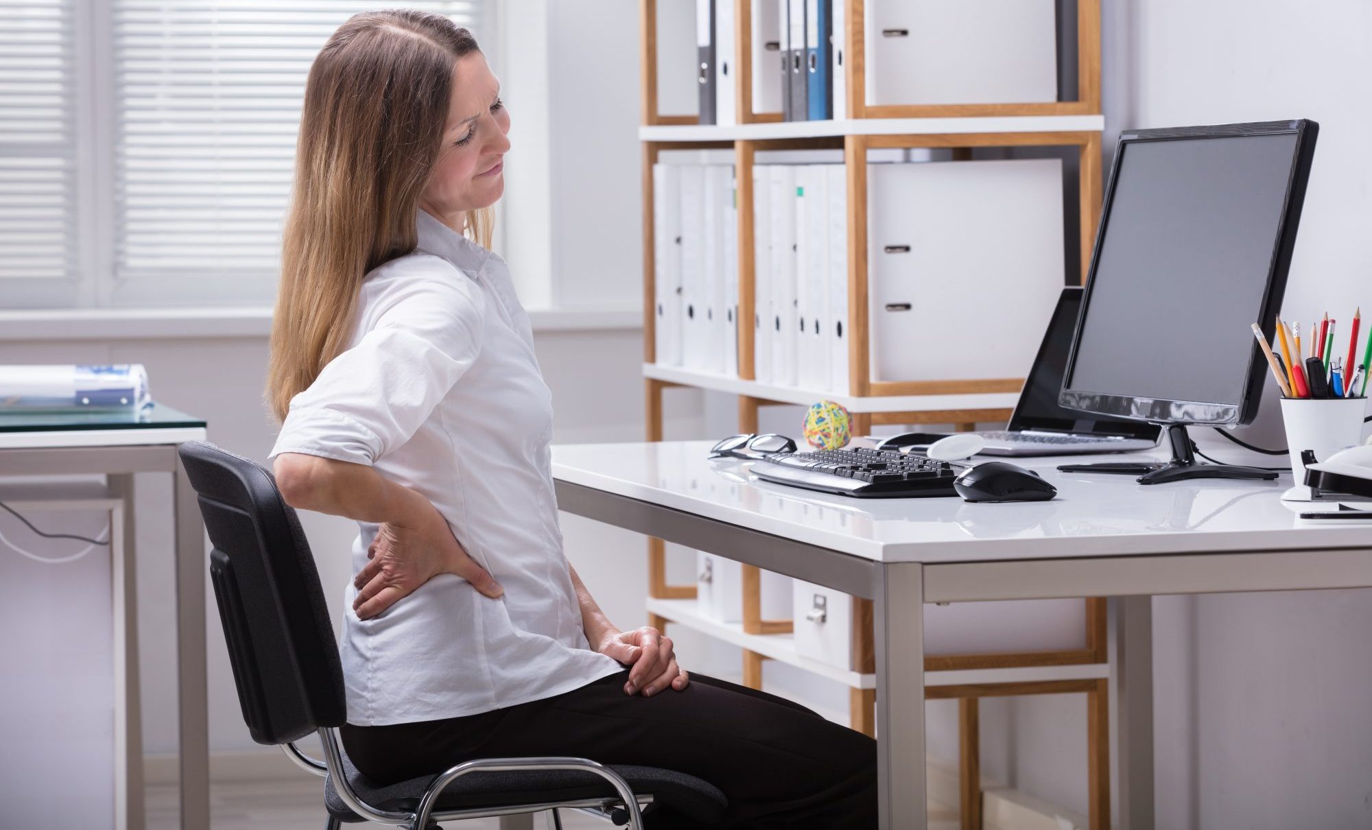 Is It Common to Have Pain on Only One Side of My Back? | Pain Control ...